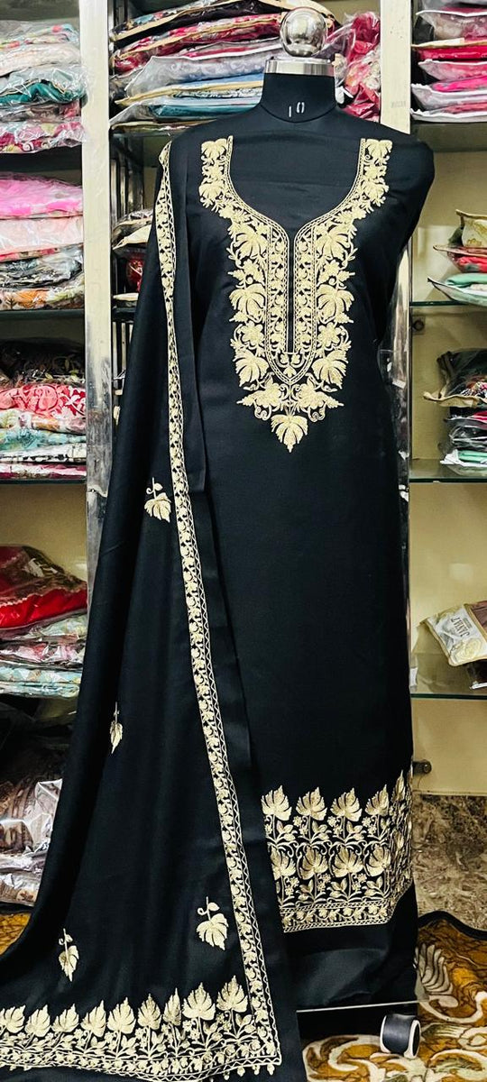 Winter Suits Handwork 2025DEC1313 – Valaika Design